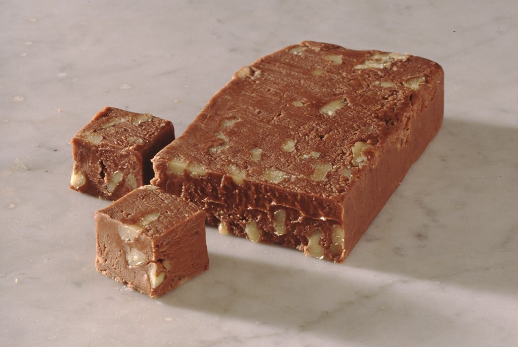 6 Slice (3 lb.) Fudge Gift Box - Alaskan Fudge Company